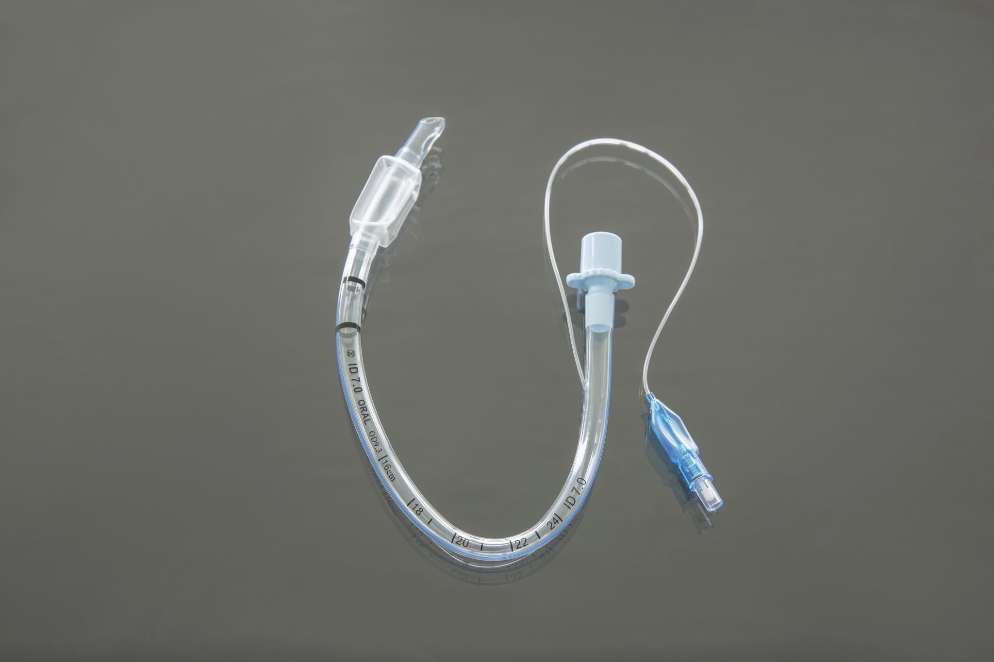 Oral RAE Endotracheal Tube Cuffed With Posterior Facing Bevel Zeus Oral RAE Endotracheal Tube Cuffed With Posterior Facing Bevel Zeus